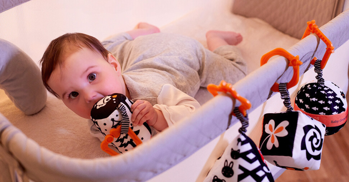 Prévenir le syndrome de la tête plate chez les bébés – Tumama Kids